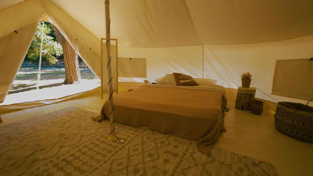 Accommodation - Bonjuk Bay