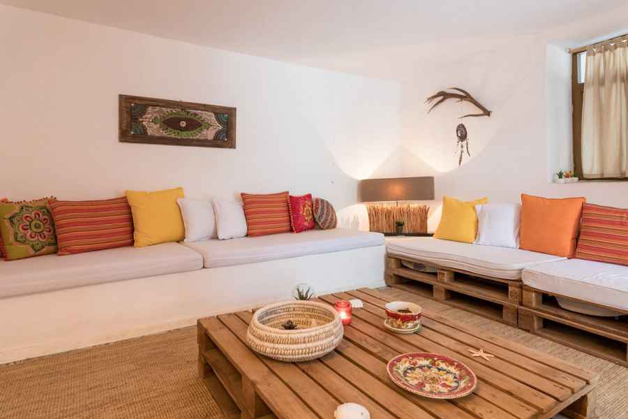 Accommodation - Bonjuk Bay