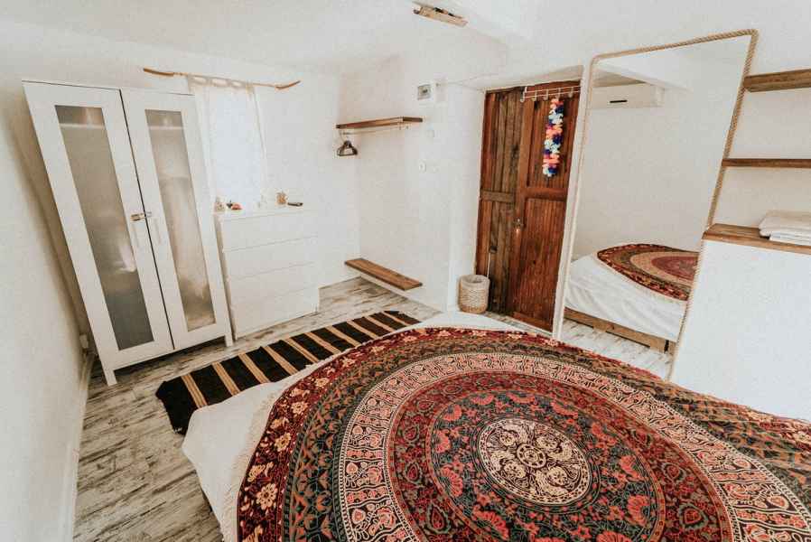 Accommodation - Bonjuk Bay