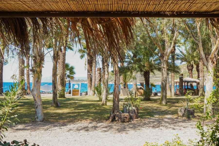 Accommodation - Bonjuk Bay