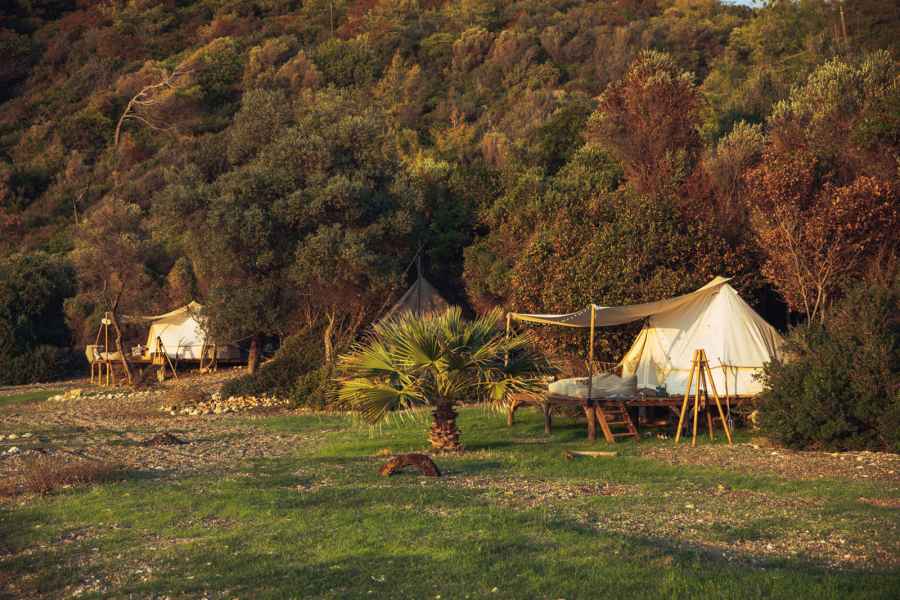 Accommodation - Bonjuk Bay